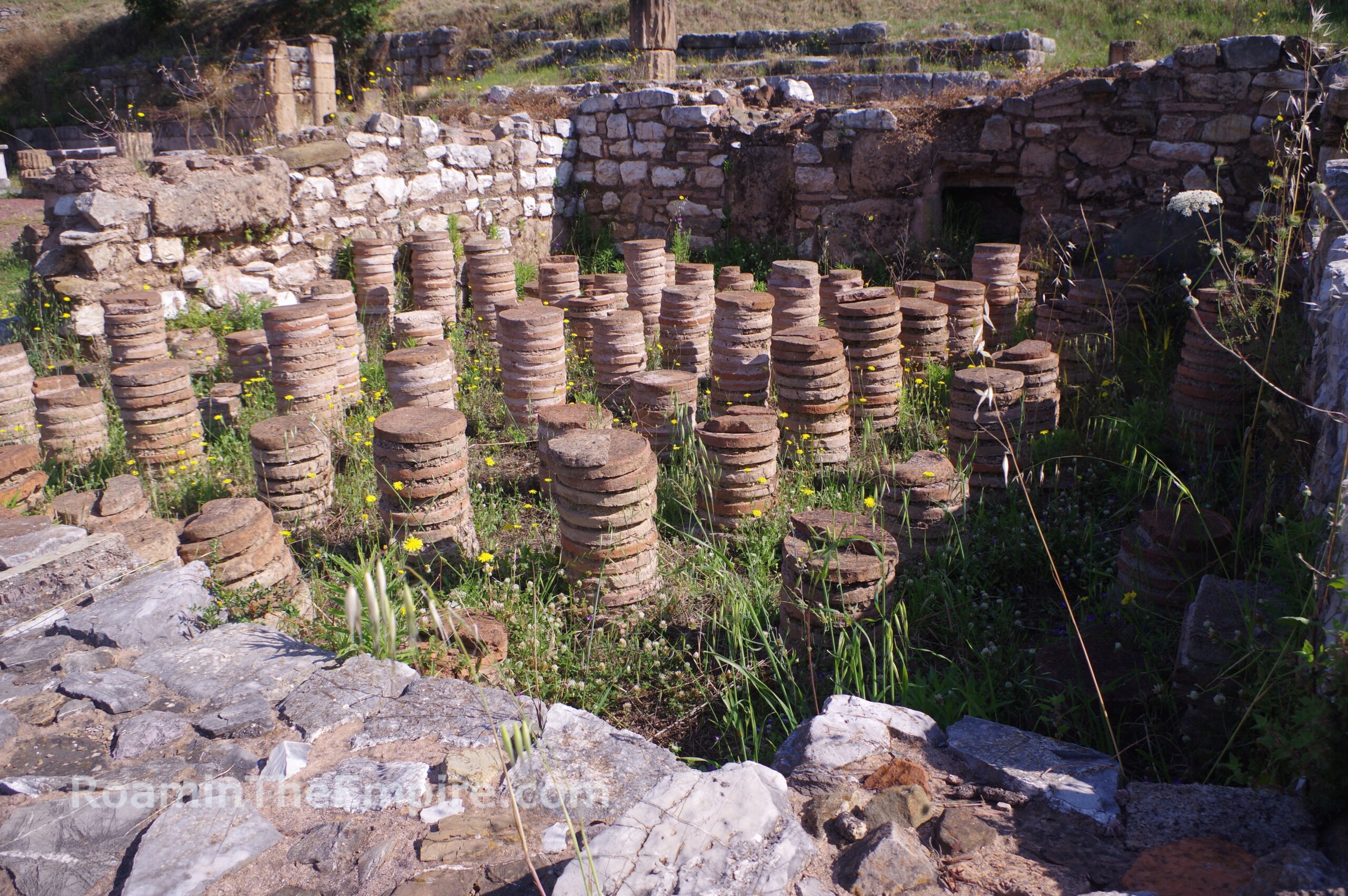 Laconicum - Roamin' The Empire